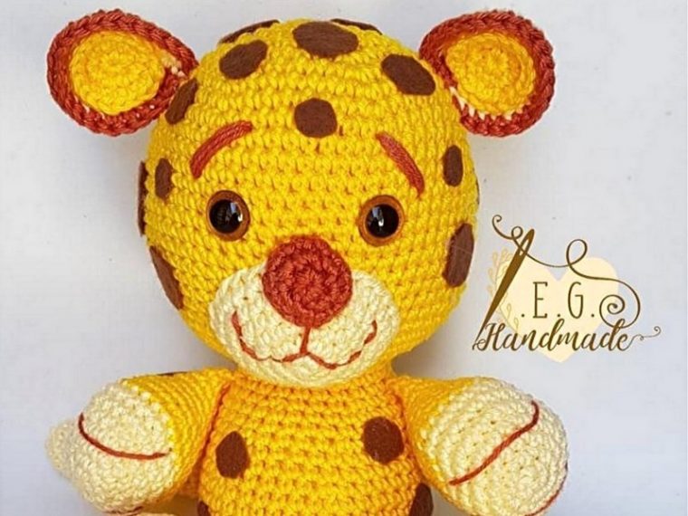 Wildly Colorful Leopards Free Crochet Patterns